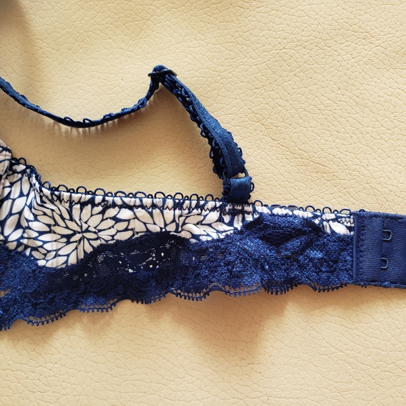 Ambrielle | Intimates & Sleepwear | Ambrielle Bra | Poshmark